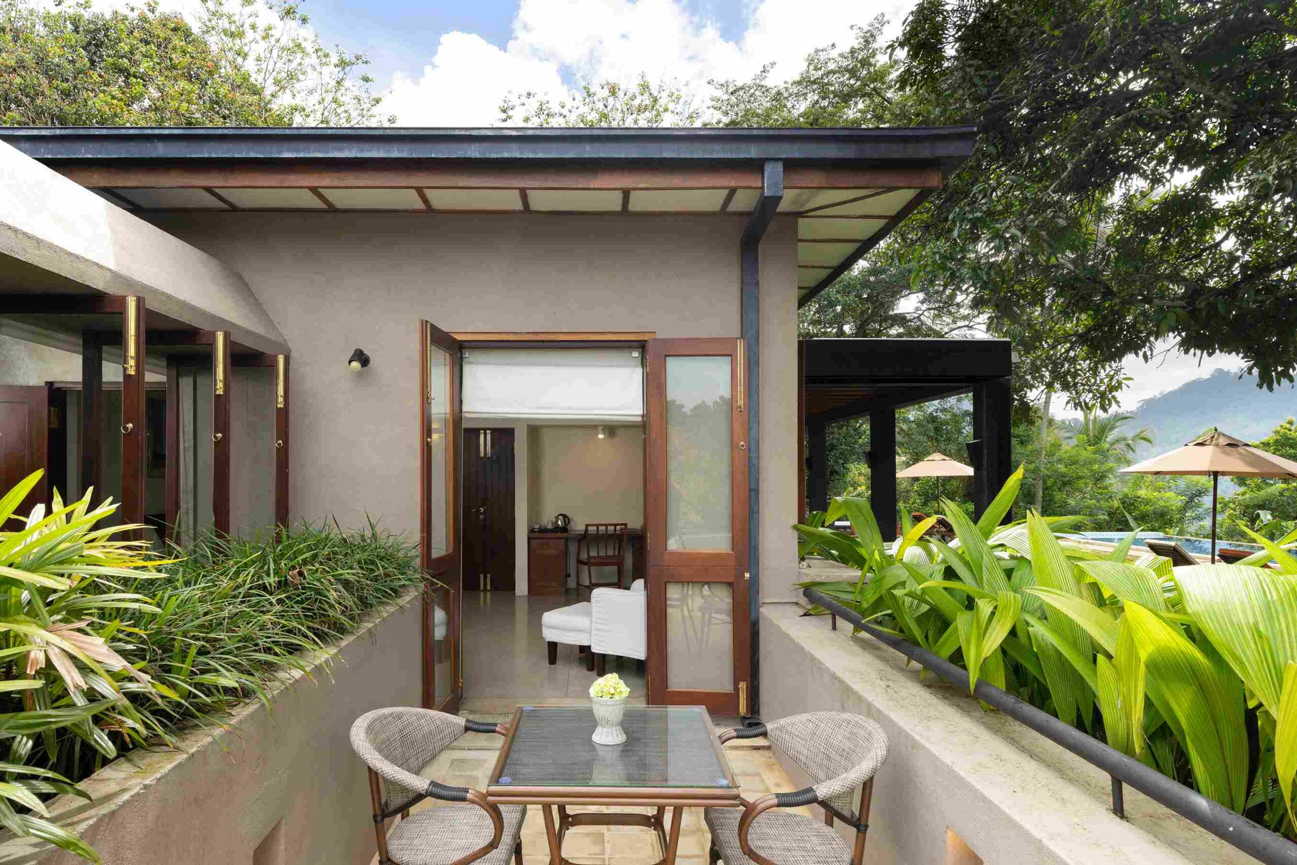 Work-from-Villa: A Luxury Remote Work Experience in Sri Lanka - Mount ...
